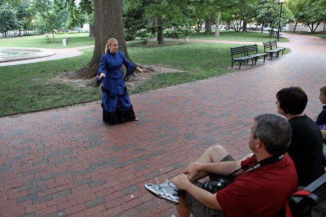 Ghosts of Lafayette Park Evening Tour in Washington DC - An In-Depth Look at the Lafayette Park Ghost Tour