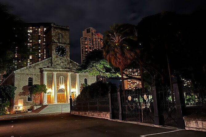 Ghosts of Old Honolulu Walking Tour - The Guide: Lopaka Kapanui