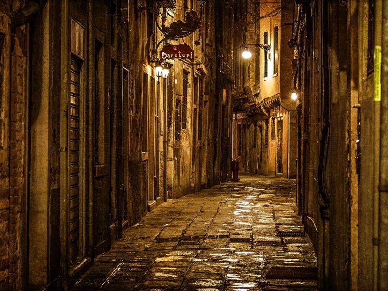 Ghosts of Venice: Malibran Theater, San Giovanni e Paolo - The Final Stop: Cannaregio and the Jewish Ghetto