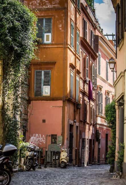 Gianicolo and Trastevere: Path of Heroes, Flavors, and Traditions - FAQ