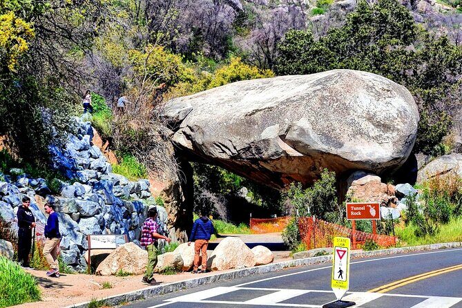 Giant Sequoia National Park Private Day Tour from Los Angeles - The Journey to Giant Sequoia National Park