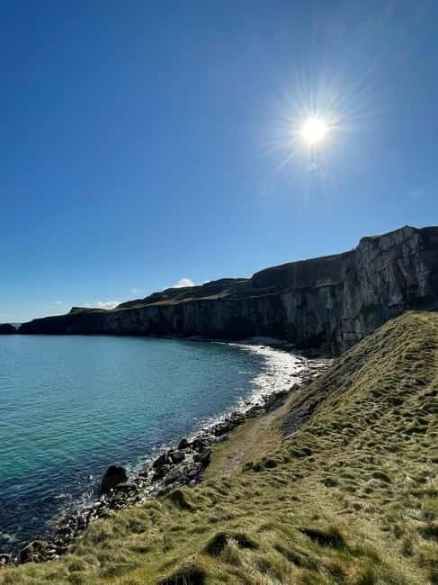 Giants causeway & Belfast private tour - FAQ