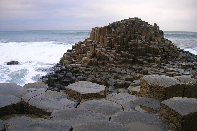 Giants causeway private tour 1 to 7 people - The Charm of Ballintoy and Its Wild Coast