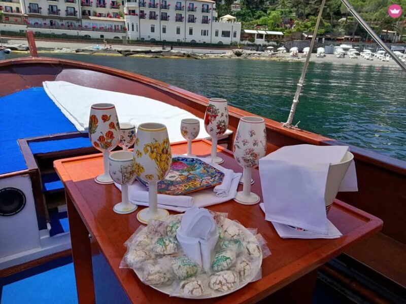 Giardini Naxos: Isola Bella and Grottos Cruise with Aperitif - What Makes This Tour Stand Out?
