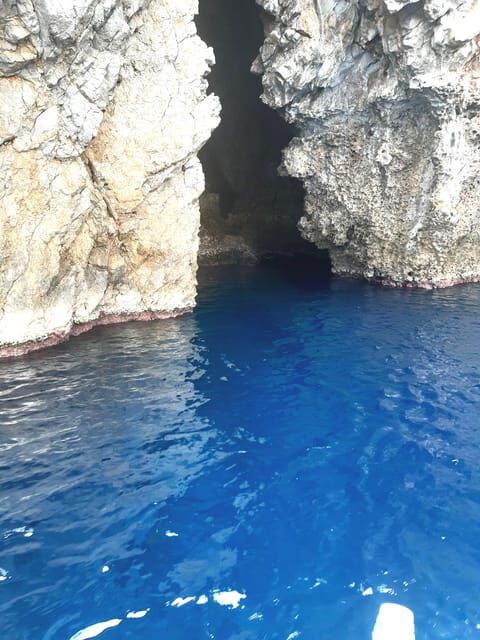 Giardini Naxos: Isola Bella and Grottos Cruise with Aperitif - Who Is This Tour Best For?