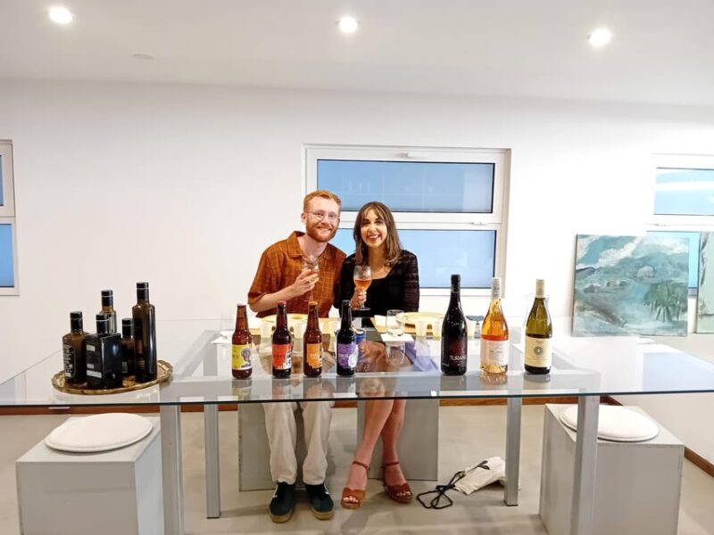Giardini Naxos, Taormina: Sicilian Tasting Oil Wine Product - Key Points