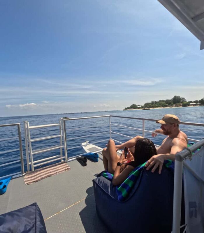 GILI ISLANDS: 3 ISLAND BBQ SUNSET CRUISE WITH SNORKELING - Who Will Appreciate This Tour?