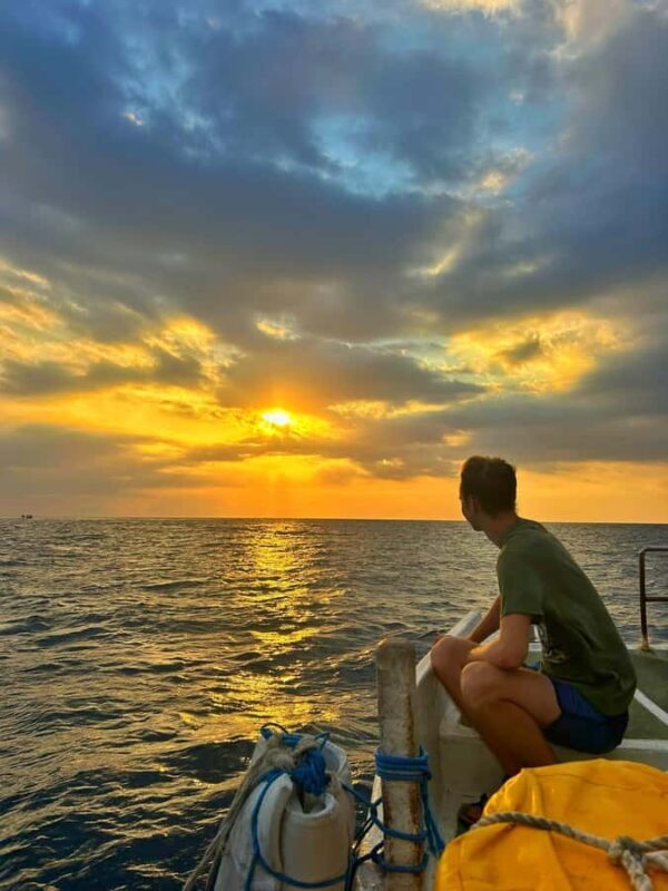 Gili Meno: Sunset Boat Adventure with Luminous Plankton - An In-Depth Look at the Sunset Boat Adventure