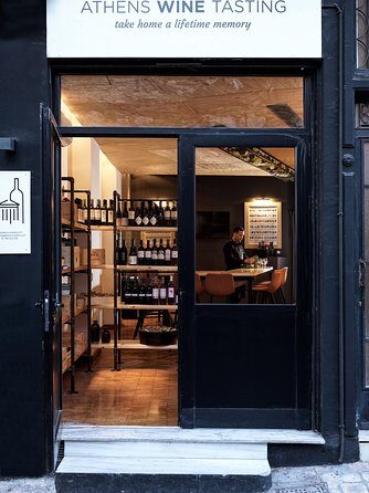 Gin tasting experience in Athens - The Venue and Atmosphere