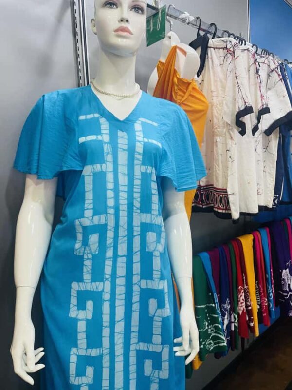 Giriulla: Batik Factory Tour with Ceylon Tea and Sweets - Who Will Love This Tour?