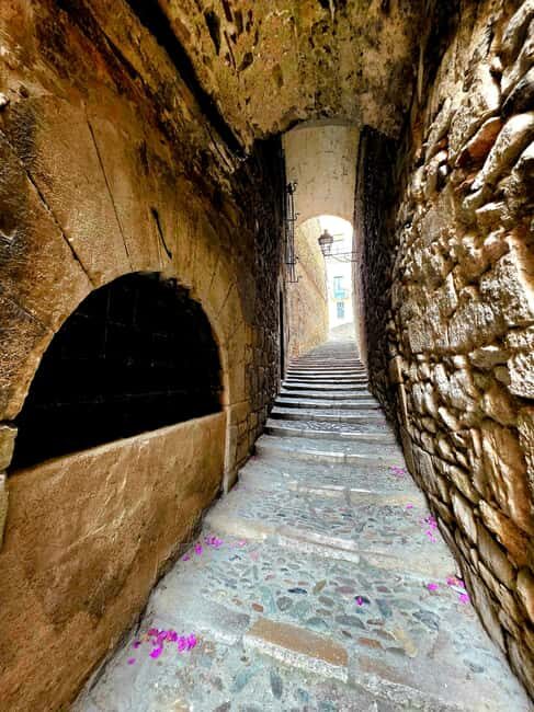 Girona: Jewish Heritage Tour with Museum Entry - Authentic Experiences and Travel Tips