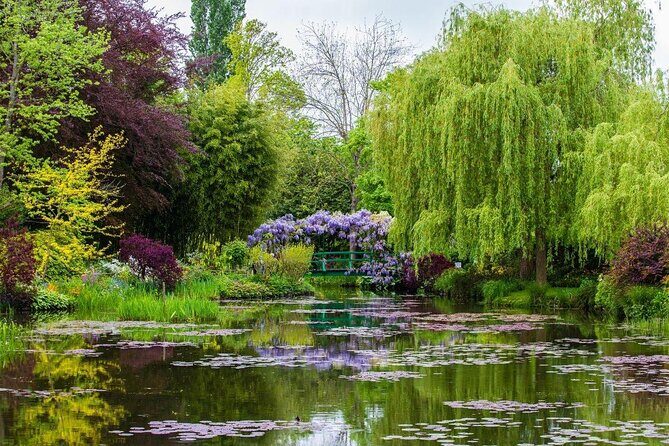 Giverny Day with Monet Foundation Audio Guided Tour from Paris - Key Points