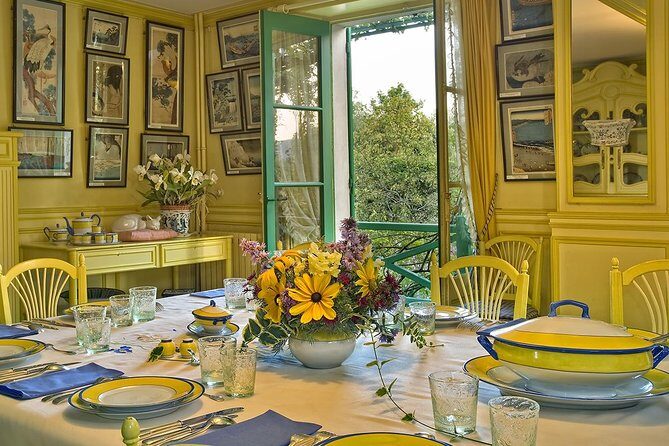Giverny Half Day Guided Trip with Monet's House & Gardens from Paris by minivan - Frequently Asked Questions