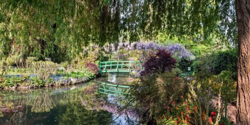 Giverny: Monet's House and Gardens Guided Tour - Practical Tips for Visitors