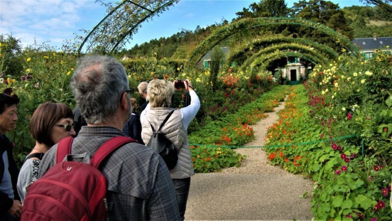 Giverny: Monets House and Gardens Skip-the-Line Tour - Who Will Appreciate This Tour?