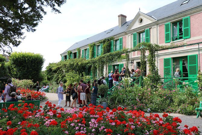 Giverny Private Half-Day Trip including Claude Monet' Gardens & House from Paris - FAQ