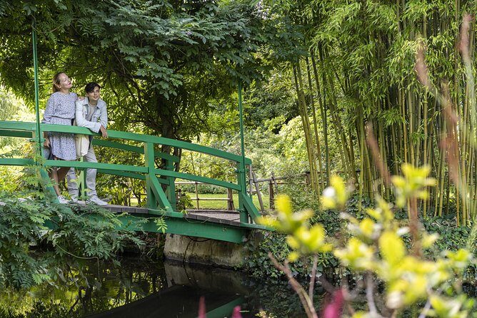 Giverny & Versailles Private Day Tour with Lunch from Paris - Why This Tour Is Worth It