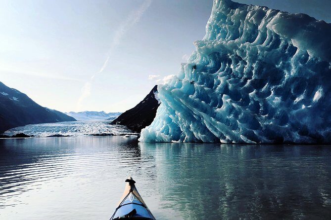 Glacier Blue Kayak & Grandview Tour - Introduction