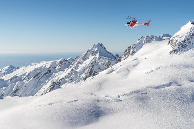 Glacier Discoverer 40 minute Helicopter flight from Mount Cook - An In-Depth Look at the Experience