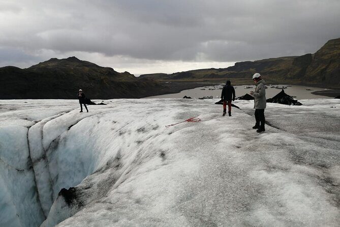 Glacier Exploration Hike and Climb - What Makes the Guides Stand Out?
