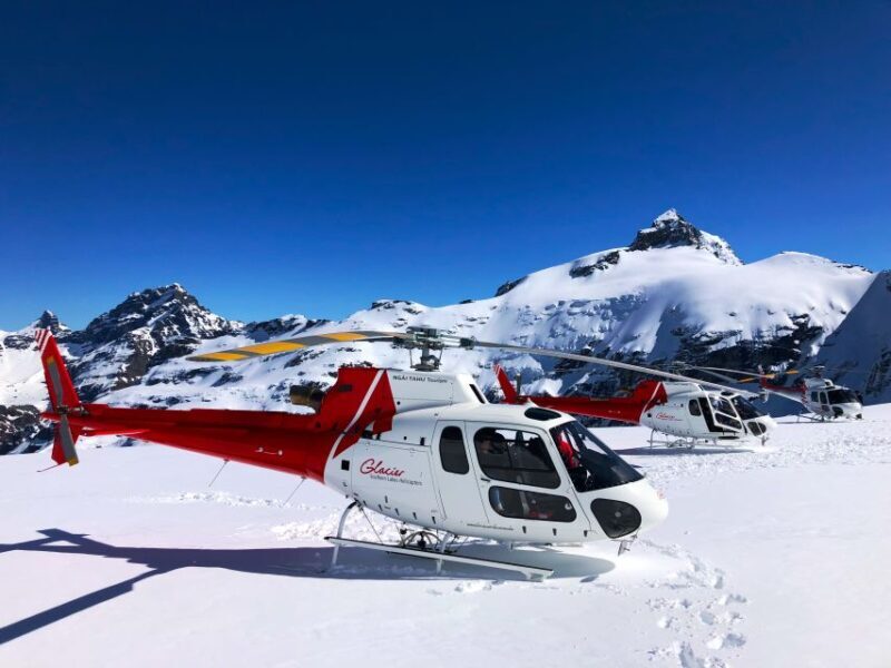 Glacier Explorer & Earnslaw Burn Helicopter Flight - The Aircraft and Pilot Experience