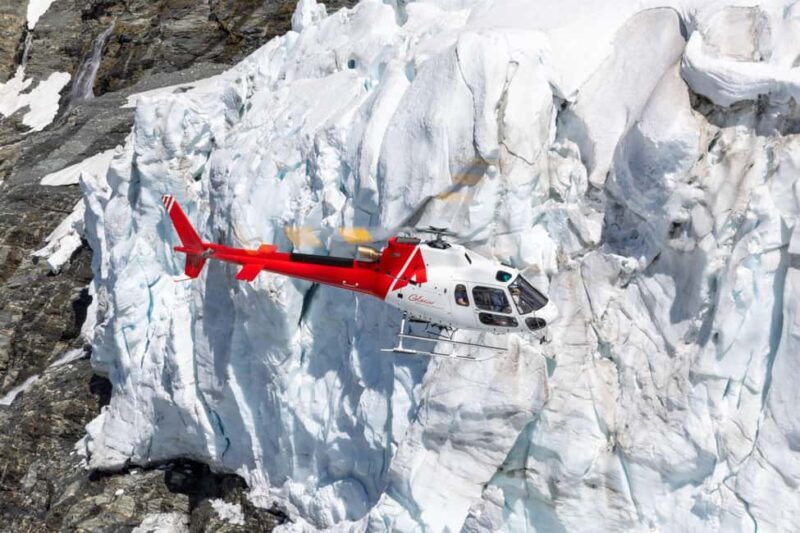 Glacier Explorer & Earnslaw Burn Helicopter Flight - A Thrilling Flight Over Queenstown and Beyond