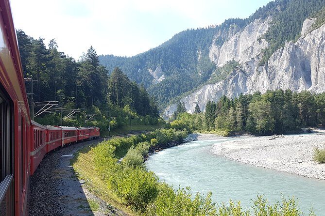 Glacier Express Panoramic Train Round Trip in one Day Private Tour from Luzern - Who Should Consider This Tour?