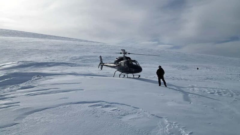 Glacier Landing Adventure from Gullfoss - An Up-Close Look at the Glacier Landing Adventure