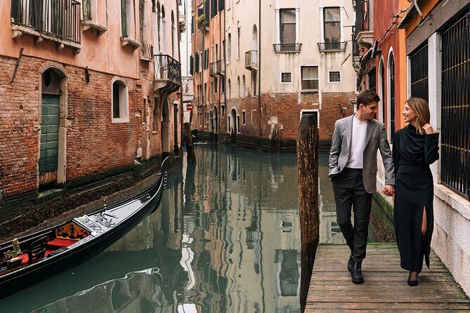Glam photoshoot in hidden Venice! (up to 4) - FAQ