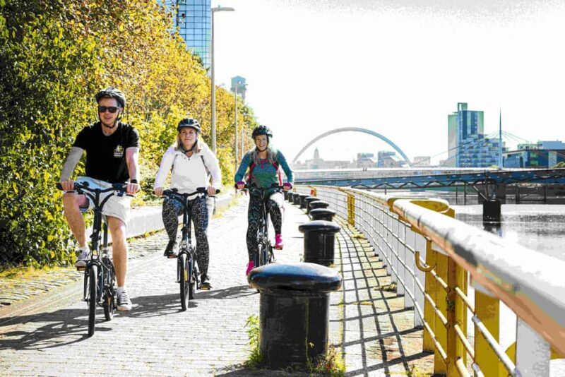 Glasgow: Glasgow: Group Tour on Ebike and Local Distillery! - Key Points