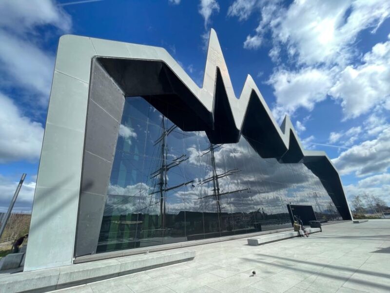 Glasgow in a Day: Private Sightseeing Tour from Edinburgh - Key Points