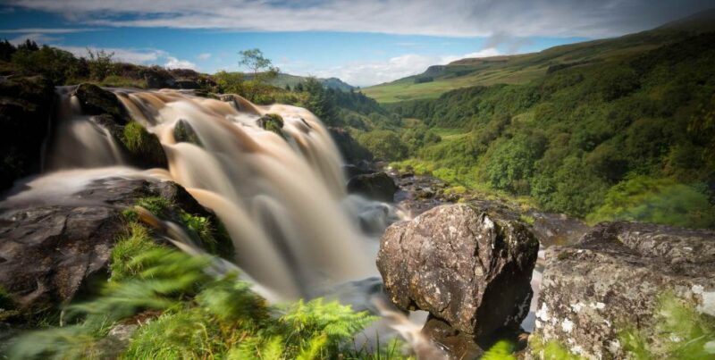 Glasgow: Loup of Fintry Waterfall Guided Tour - Authentic Experiences and Authentic Scenery