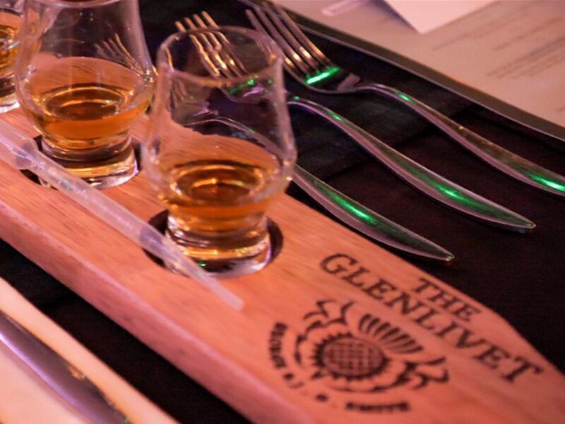Glasgow: Whisky Flight at contemporary Scottish venue - Pairing Whisky with Scottish Cuisine