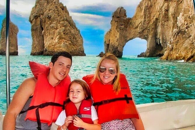 Glass Bottom Boat Sightseeing Tour in Cabo San Lucas - Wildlife and Natural Features