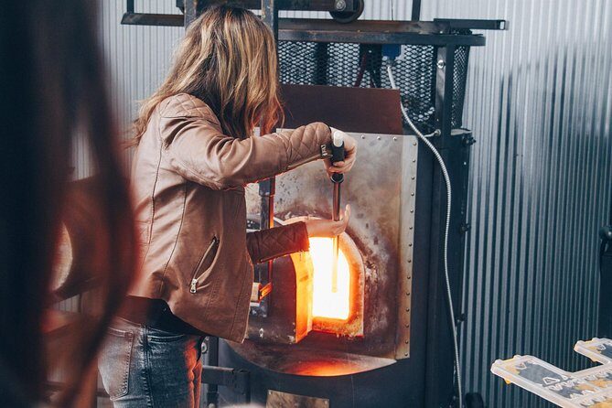 Glassblowing Experience in Florida - Accessibility and Practical Tips