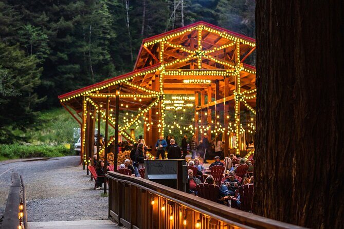 Glen Blair Bar Late-night Watering Hole - A Unique Night Out in Mendocino: The Glen Blair Bar Late-night Watering Hole