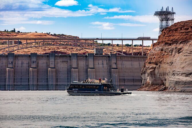 Glen Canyon's Scenic Dam Cruise - An In-Depth Review of the Glen Canyon Scenic Dam Cruise
