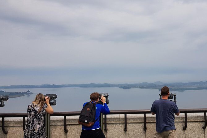 Glimpse into North Korea in 4 hours' layover tour - Who Should Consider Booking This Tour?