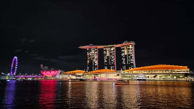 Glow with the Flow: Singapore's Illuminated River Experience - The Sum Up: Who Will Love This Tour?