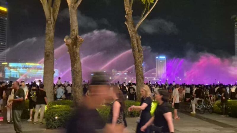 Glow with the Flow: Singapore's Illuminated River Experience - FAQ