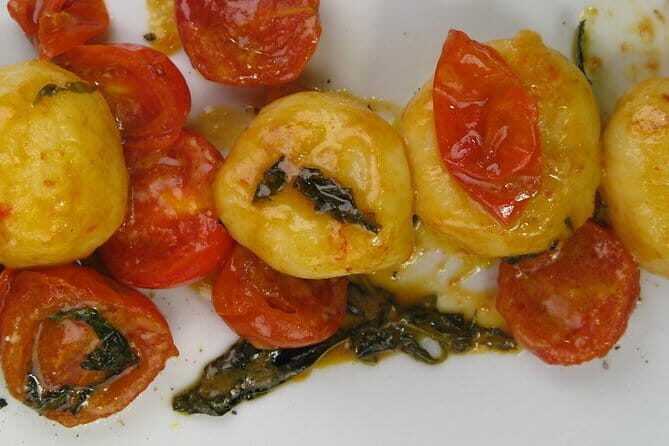 Gluten-Free Dinner & Wine in the Chef's Charming Home - What to Expect from Your Gluten-Free Florentine Dinner