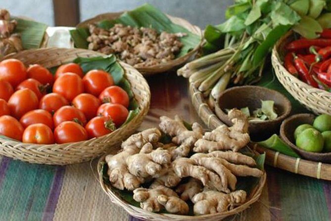 Go Locally: Bali Ubud Cooking Class with Traditional Market Visit by Chef Ketut - The Complete Guide to the Ubud Cooking Class with Chef Ketut