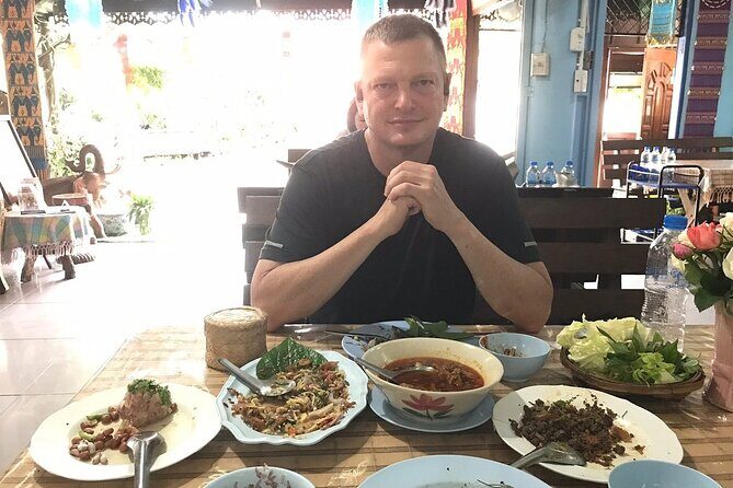 Go where the locals go, Eat what the locals eat! Food Tour with Local Foodies - Who Should Book This Tour?