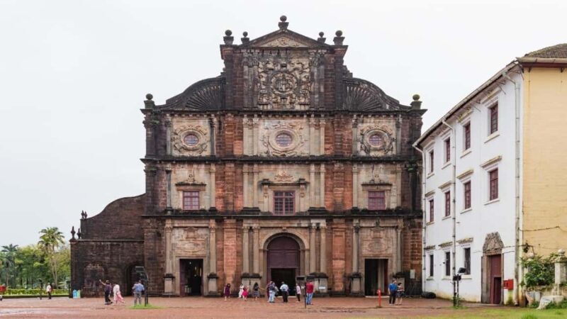 Goa: Baga Beach & The Basilica of Bom Jesus Highlights Tour - Who Should Consider This Tour?