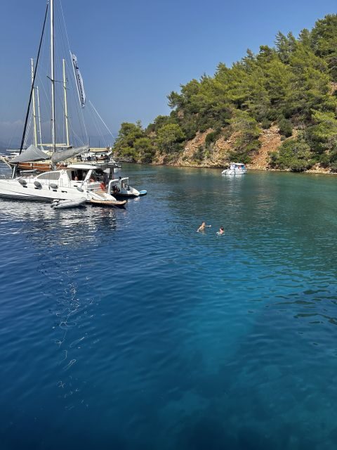 Gocek: Yacht Trip and 12 Island Full-Day Tour with Lunch - Practical Tips & Considerations