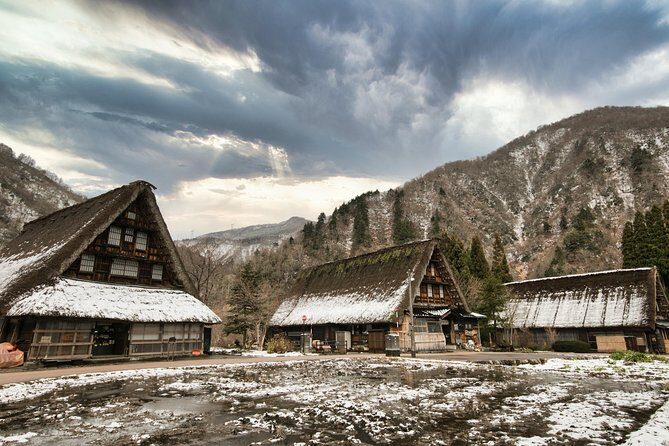 Gokayama and Shirakawago/Photoshoot by professional photographer - An In-Depth Review of the Tour Experience