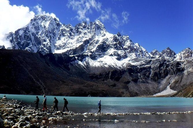 Gokyo Lakes, Gokyo Ri Trekking Package - 10 Days - Day 2: Kathmandu to Namche Bazaar
