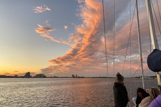 Gold Coast 2 hour Sunset Sailing Cruise with Drinks&Tasting Plate - Key Points