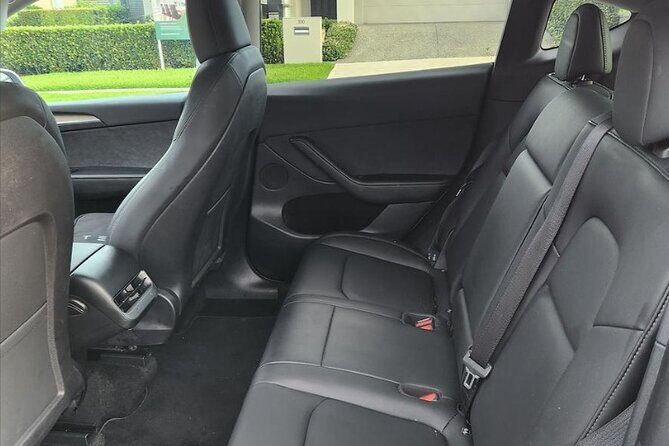 Gold Coast Airport Transfers Corporate Chauffeurs Gold Coast - Who Will Love This Service?