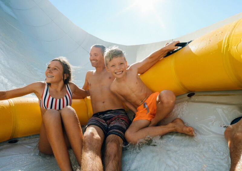 Gold Coast: Movie World, Sea World, & WetnWild 5-Day Pass - Who Is This Experience Best For?